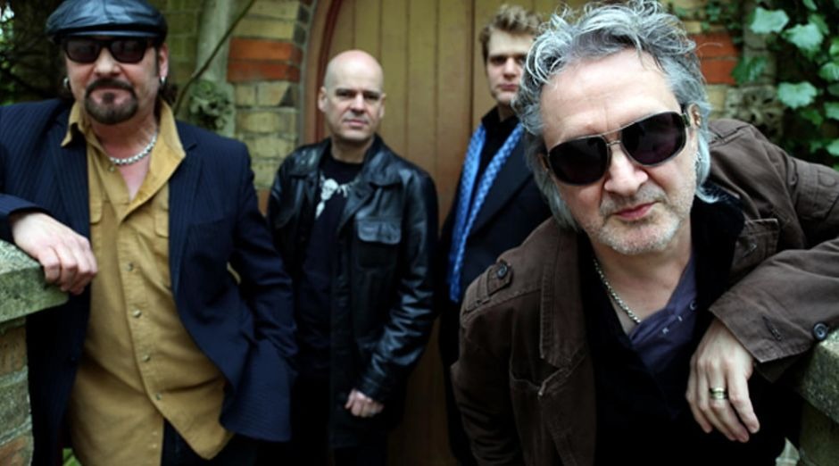 Wayne Hussey reveals his favorite The Mission song