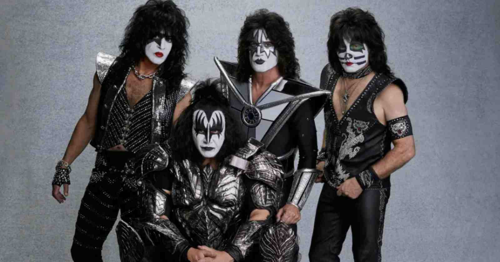Kiss announce the 50 final concerts of their farewell tour